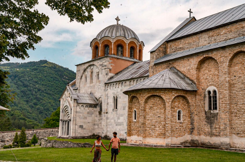 A Complete Guide for Visiting Serbia - Scratch your mapa