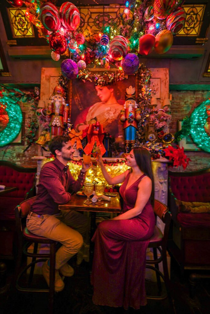 The Ultimate Guide to Experiencing Christmas in Manhattan New York ...