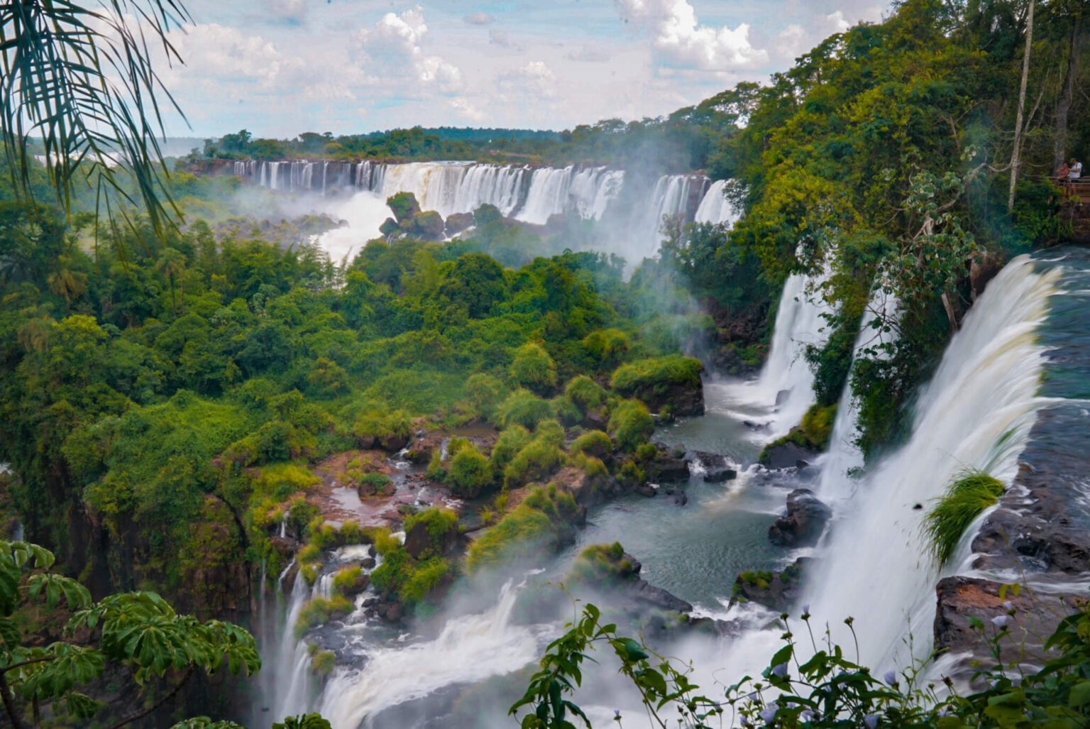 The Ultimate Guide for Visiting Iguazu Falls in Argentina (Updated 2025)