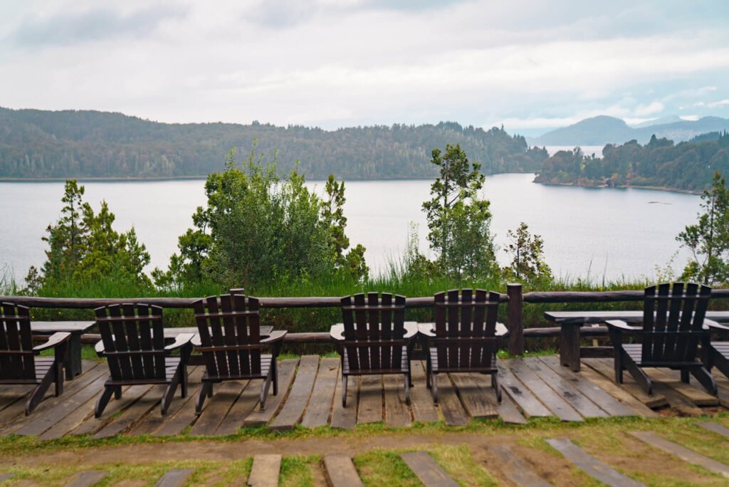 A Complete Guide for Visiting Bariloche in Argentina - Scratch your mapa