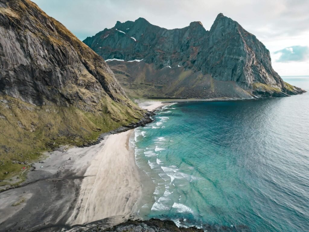 The Top 10 Hikes in the Lofoten Islands to Add to Your Bucket List - Scratch your mapa