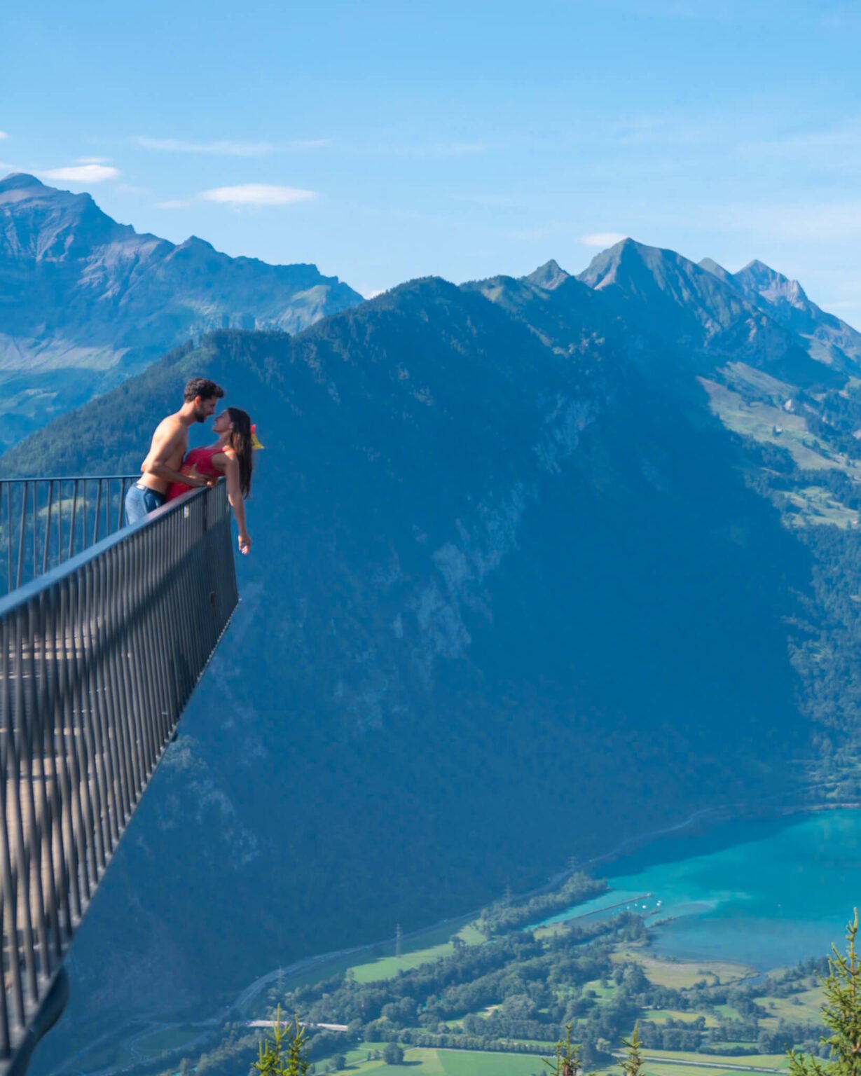 A Complete Guide for Visiting Interlaken, Switzerland - Scratch your mapa