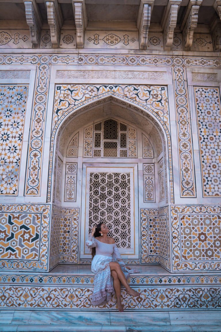 A Complete Guide for Visiting the City of Agra, India - Scratch your mapa