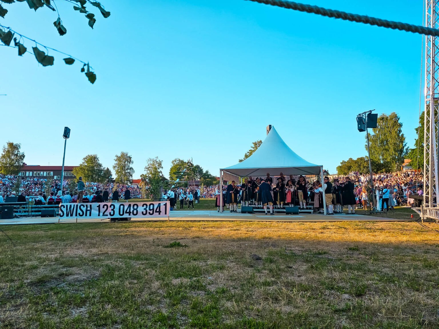 How is Midsummer Celebrated in Sweden? A Complete Guide for First ...