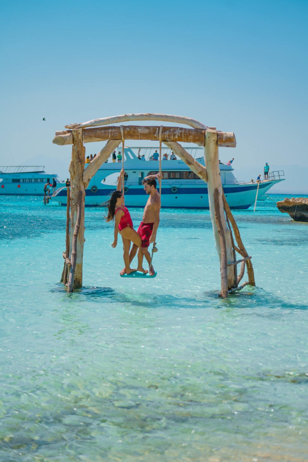 How to Visit Paradise Island: One of the Best Beaches in Hurghada ...