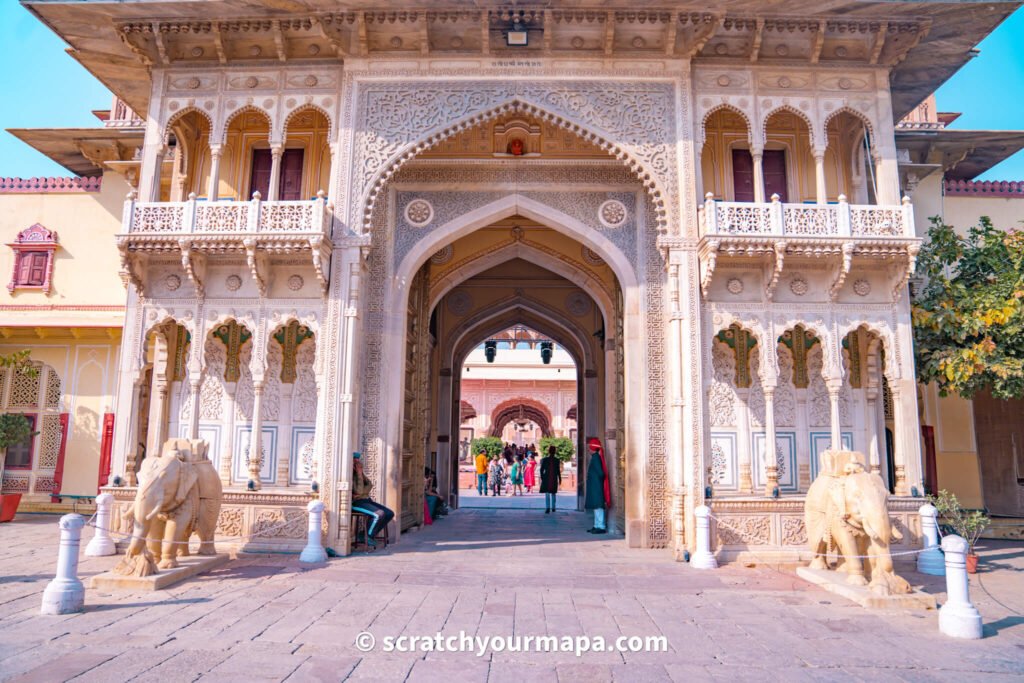Exploring Jaipur, the Pink City in India - Scratch your mapa