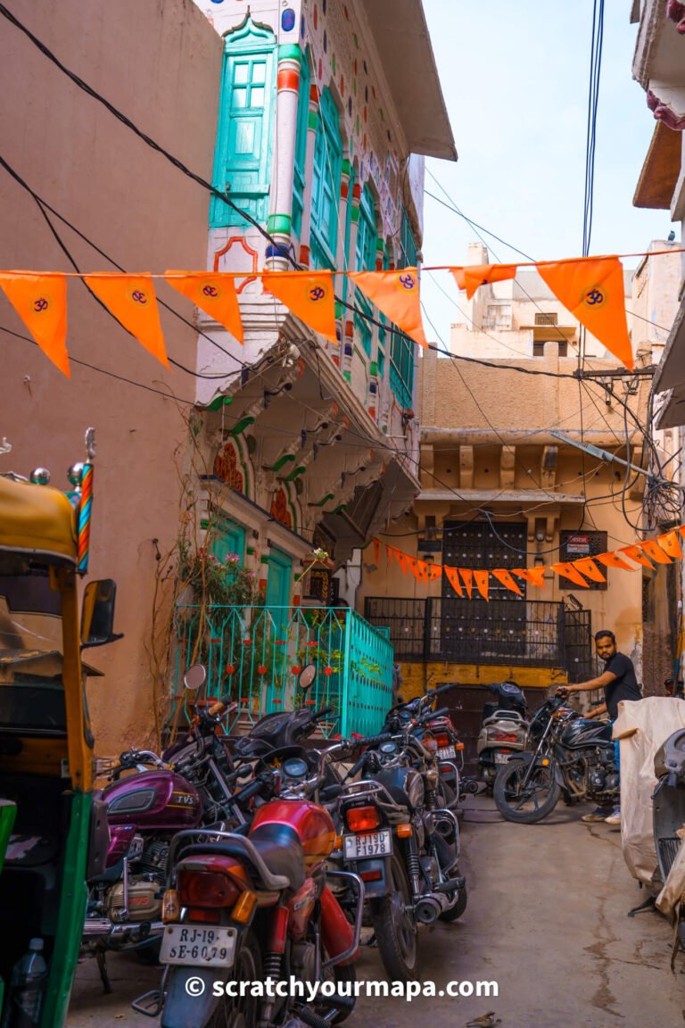 33 Things That Gave us Absolute Culture Shock in India - Scratch your mapa