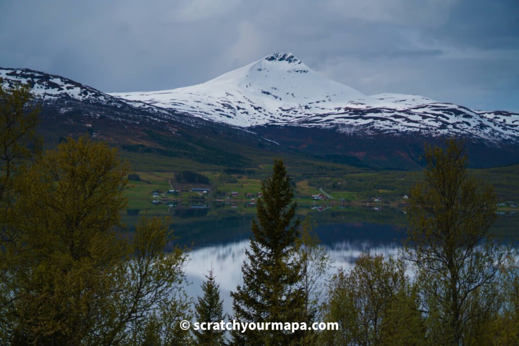 A Complete Guide to Driving in Norway - Scratch your mapa