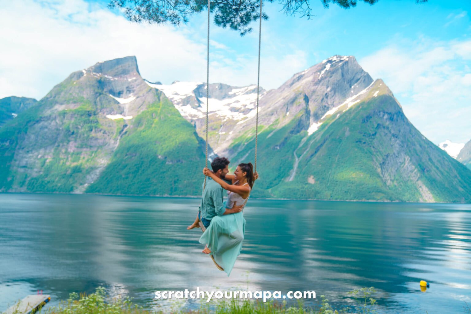 How to Experience the Most Beautiful Swing in Norway - Scratch your mapa