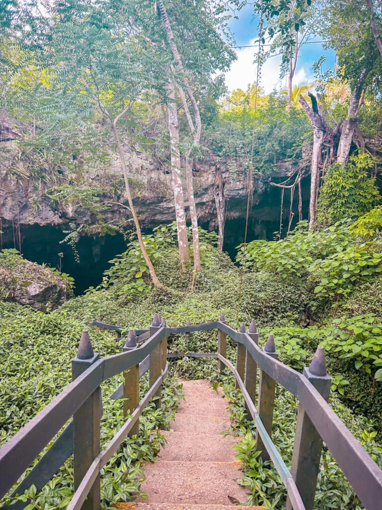 Saturn Cave: A Hidden Gem in Varadero, Cuba - Scratch your mapa